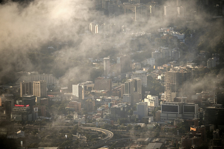 Explosions Reported in Venezuela’s Capital, Maduro Says U.S. Attack ...